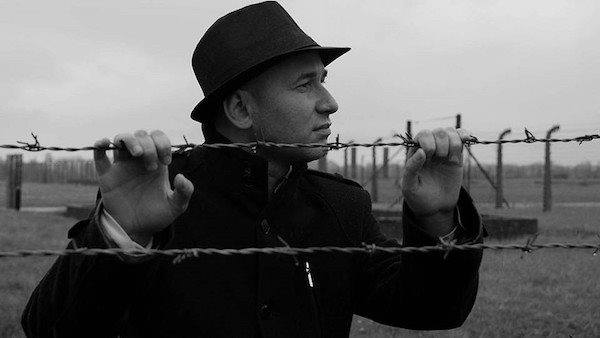 Miroslav Rác – Romani classical pianist | Travellers Times