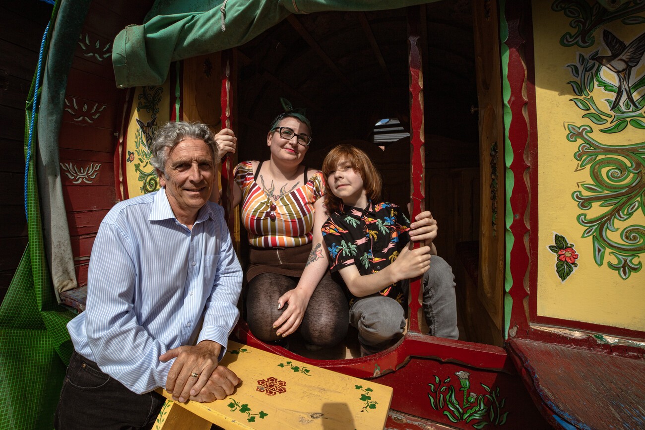 Calling all Gypsy, Roma, Traveller, Showman and Boater Artists in the ...
