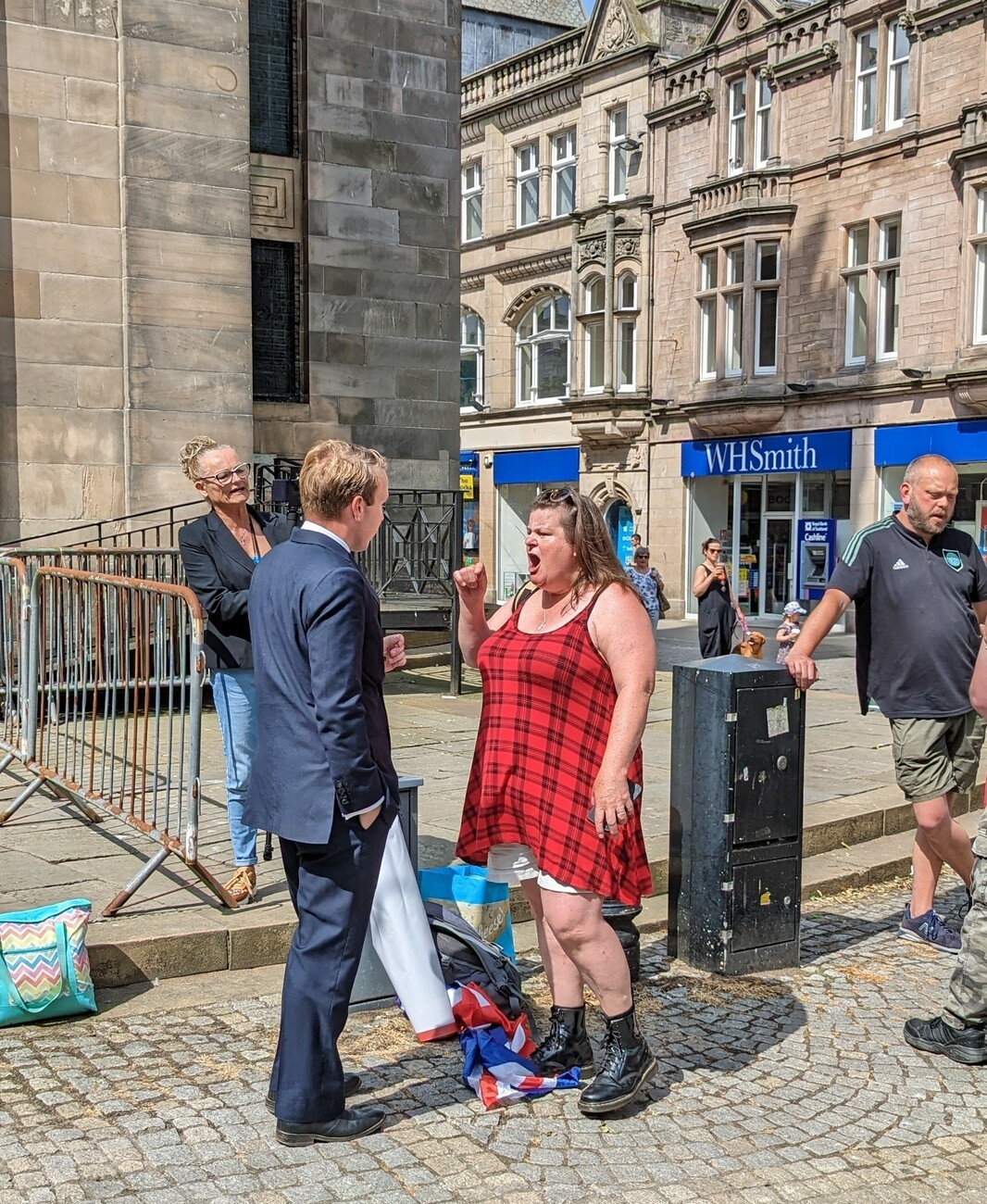 Far-right Highland Division forced out of Scottish town | Travellers Times