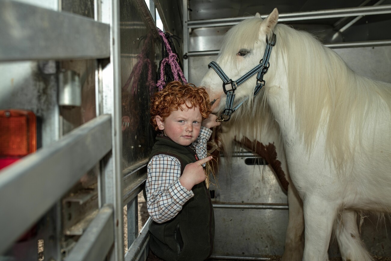 A thumbs-up for Stow Fair 2023 - photos by Eszter Halasi | Travellers Times