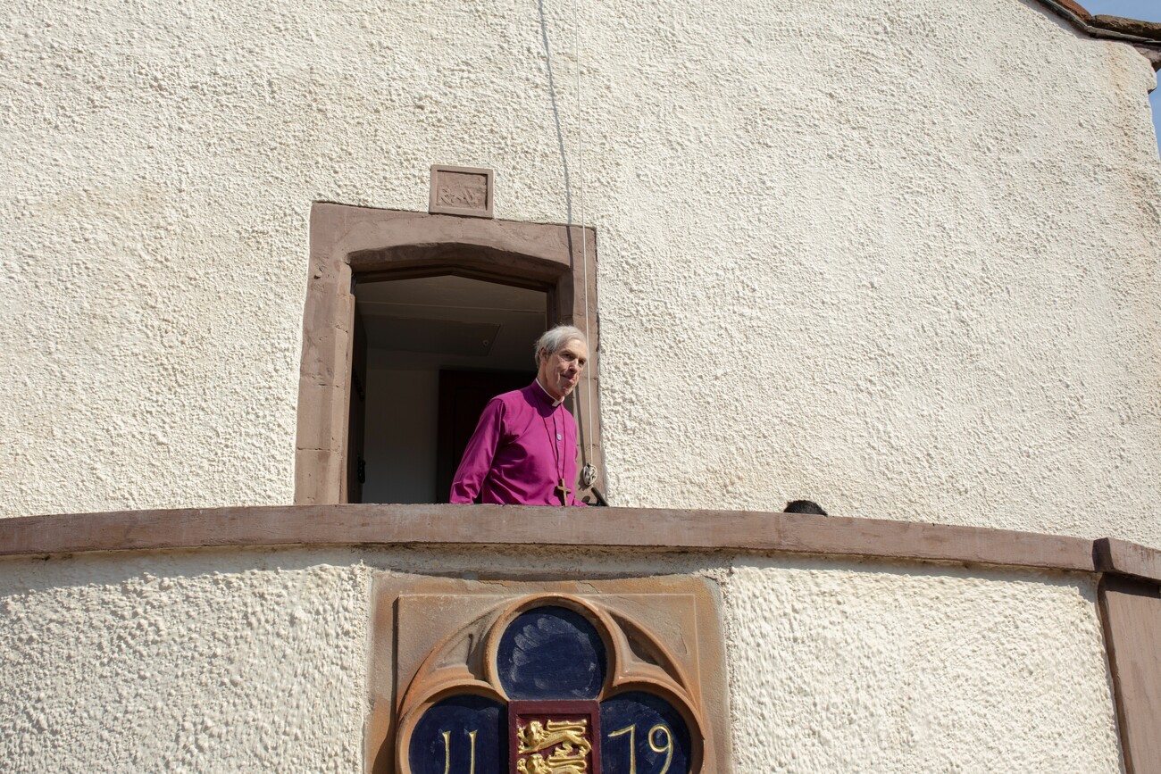 Archbishops of Canterbury and York make Gypsy and Traveller history ...