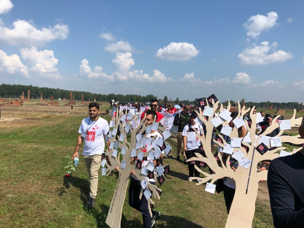 GATEHerts: Dikh He Na Bister reflections part 4 by Leanne Wall ...