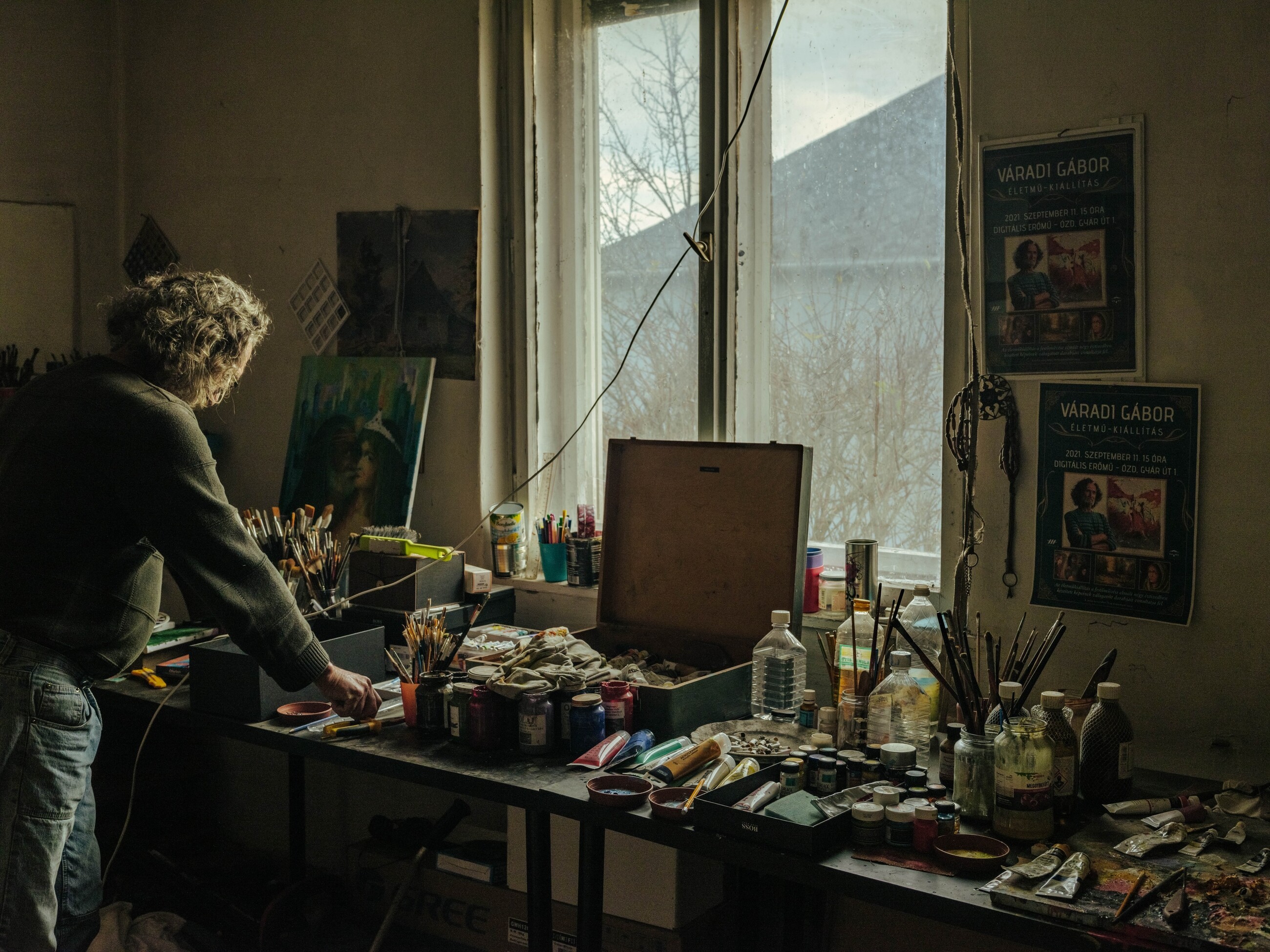 "I paint the colourful Gypsies from my dreams" - Gabor Varadi - painter ...