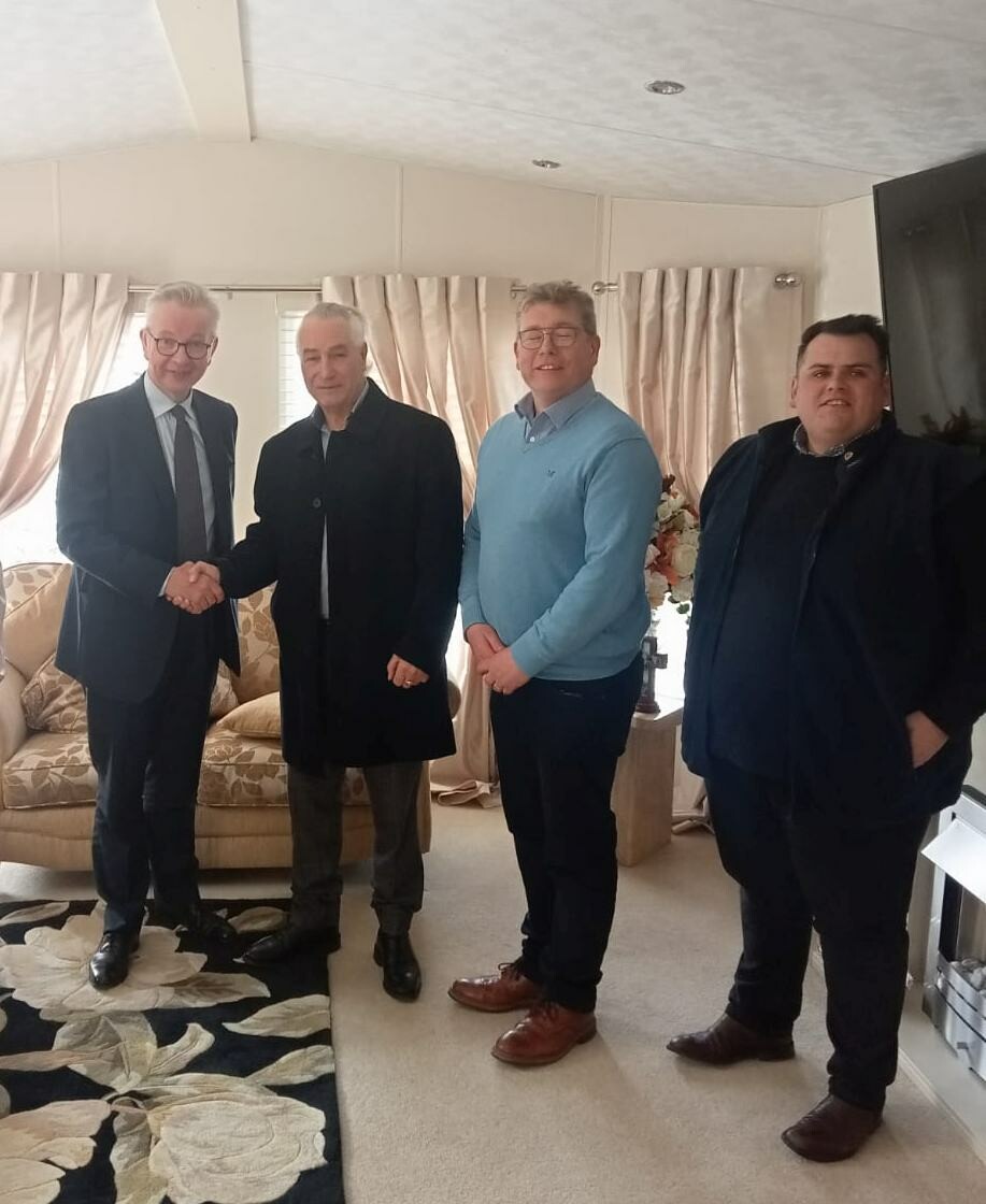 'A very nice man' - Michael Gove visits Billy Welch - Exclusive ...