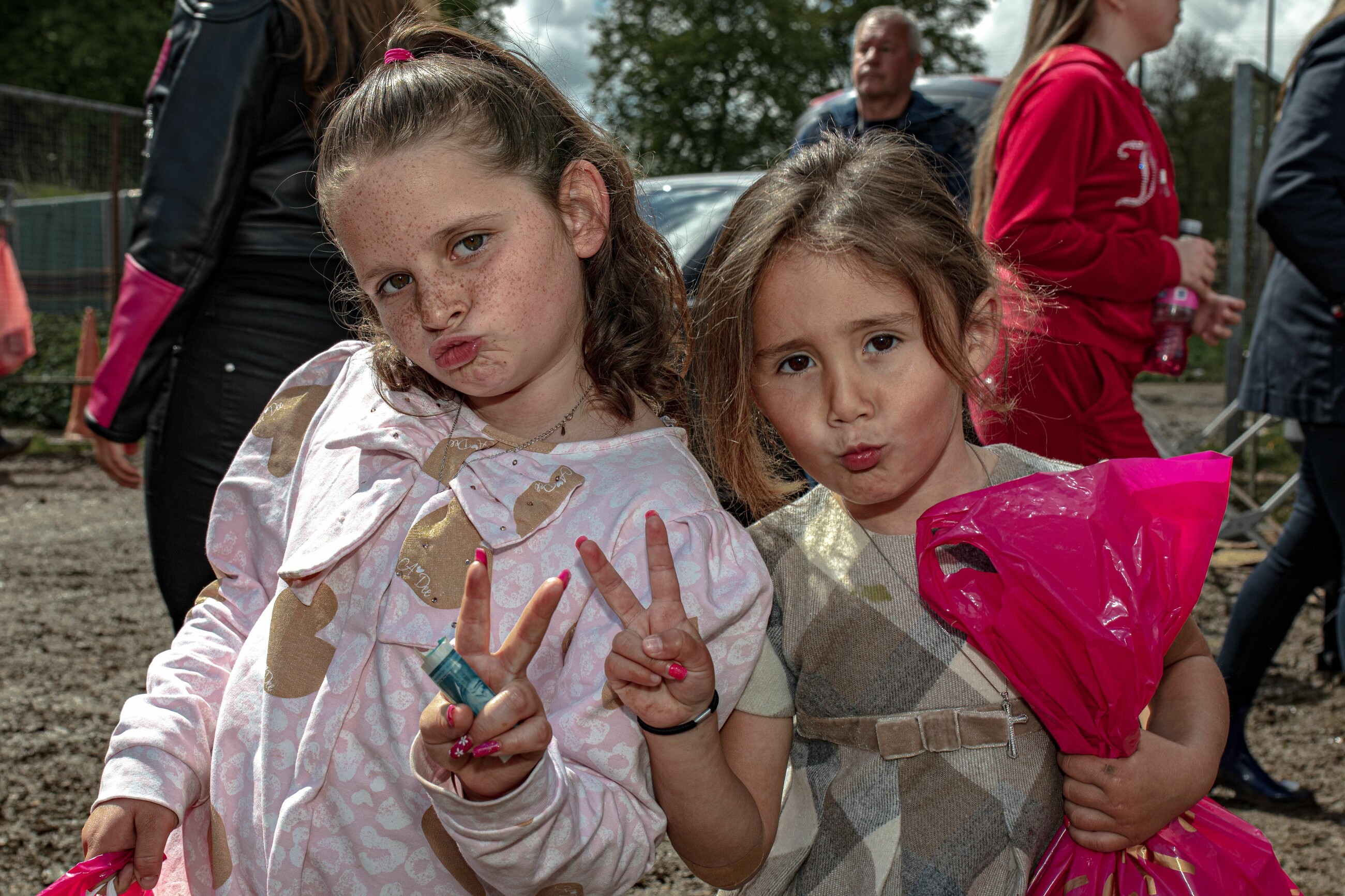 A thumbs-up for Stow Fair 2023 - photos by Eszter Halasi | Travellers Times