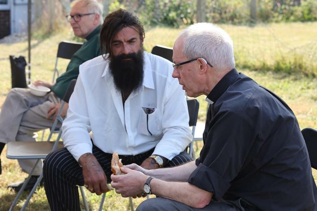 Archbishops of Canterbury and York make Gypsy and Traveller history ...