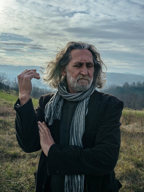 "I paint the colourful Gypsies from my dreams" - Gabor Varadi - painter ...