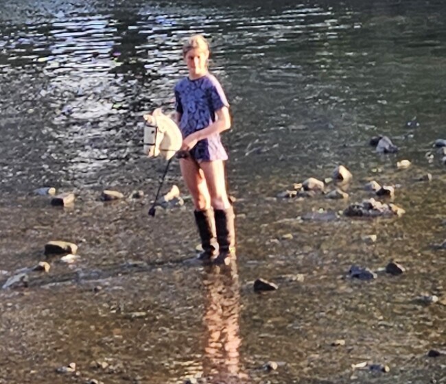 Dreams come true for Piper Ann as Appleby ‘Hobby Horse Girl’ photo goes ...