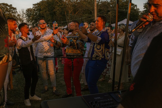 Romani Dance | Travellers Times