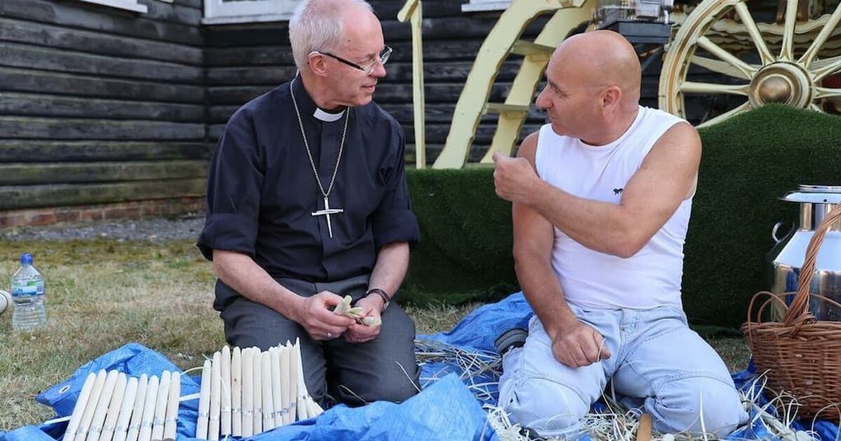 Archbishops of Canterbury and York make Gypsy and Traveller history ...