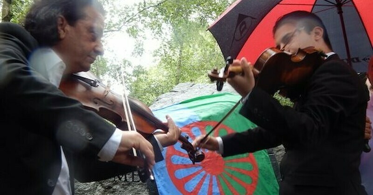 Remembering the Genocide of the Roma: A History We Still Don’t Teach ...