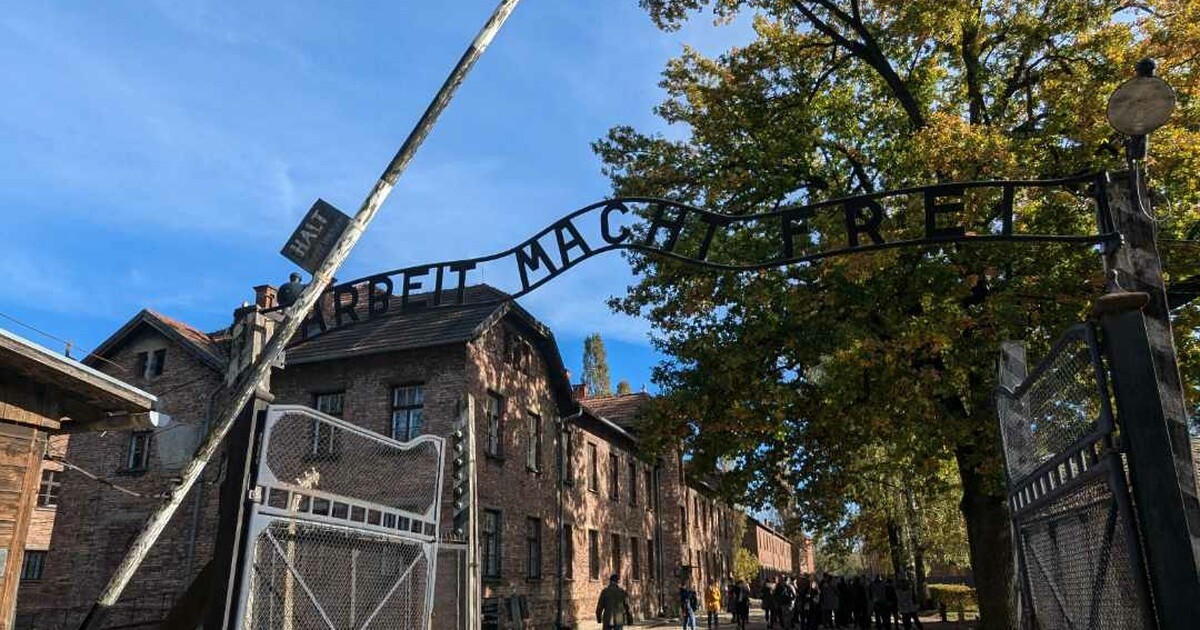 The Day We Went To Auschwitz – by Gemma Lees | Travellers Times