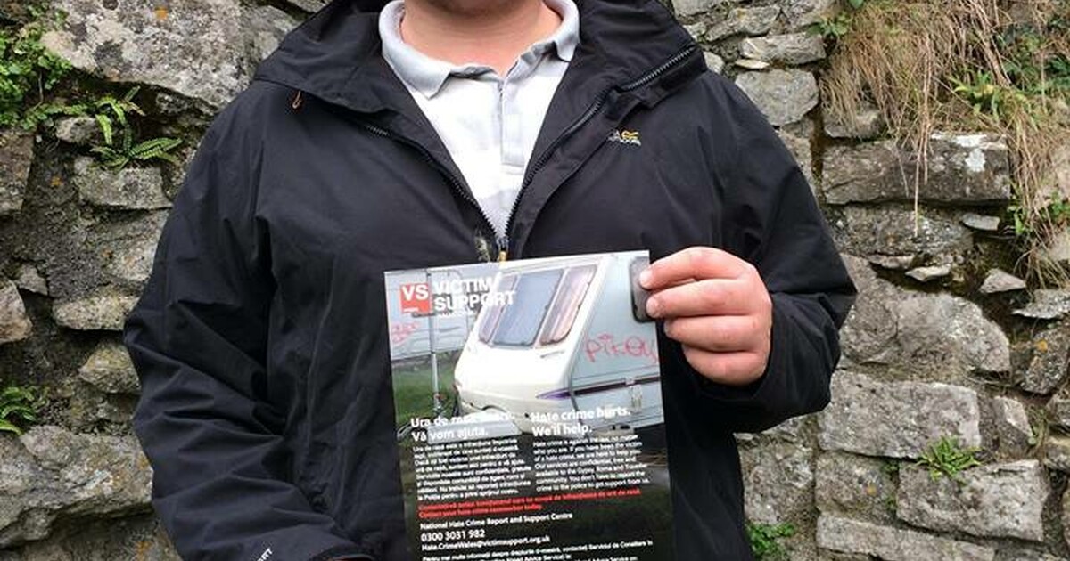 'Hold your head up high and keep walking' says Ricky Price | Travellers ...
